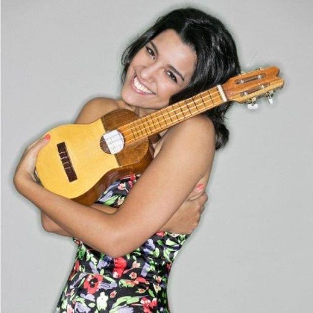 La panelista hot de C5N: "De chica quería ser como la Sole" - Big Bang ...