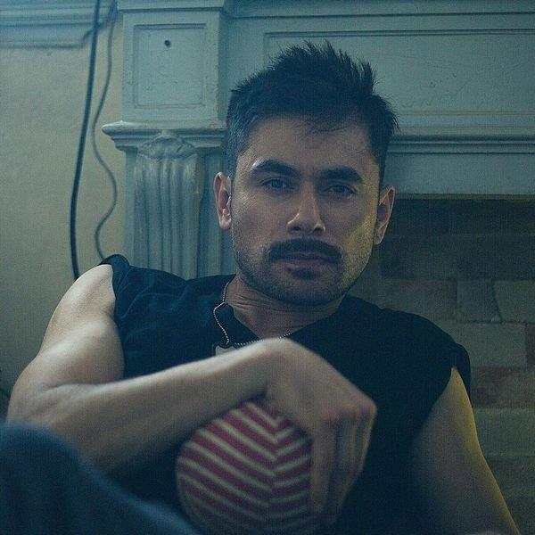 Mano a mano con Daniel Pacheco: su paso por El Marginal y su encuentro con un sicario colombiano ...