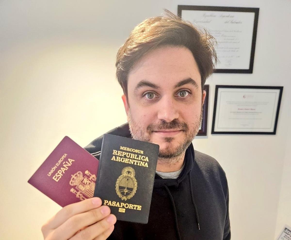 Ahí Lo Tenés Al Tras Criticar A Paka Paka Marra Confesó Que Es Español Big Bang News