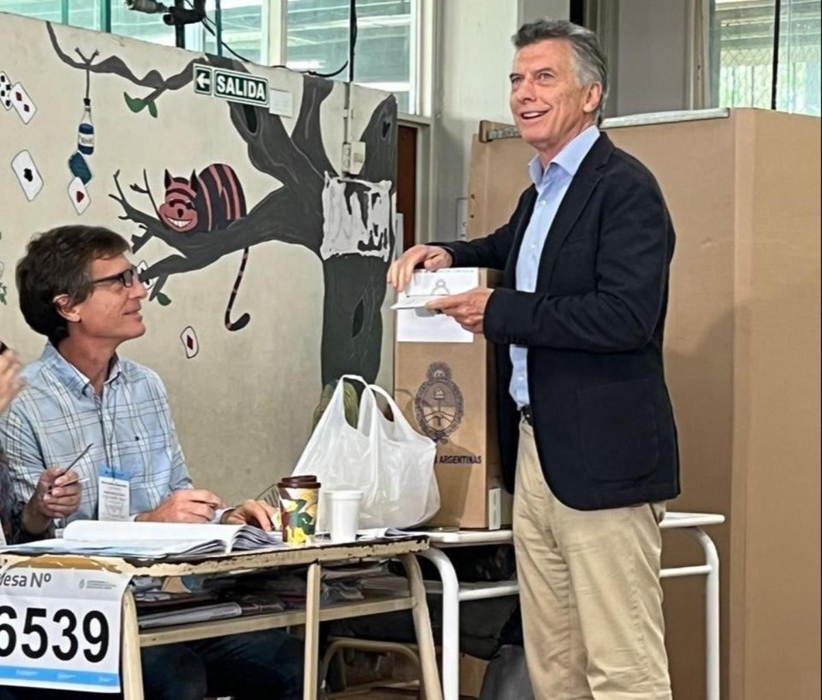 Macri y sus facturas fantasmas: las llevó para la foto y dejó de garpe ...