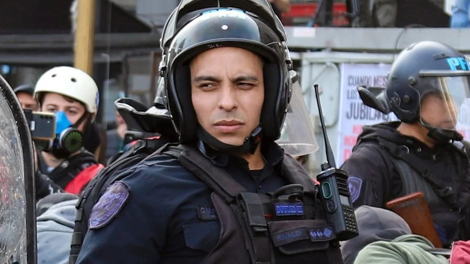 El policía federal Cristian Rivaldi niega haber gaseado a una niña en ...