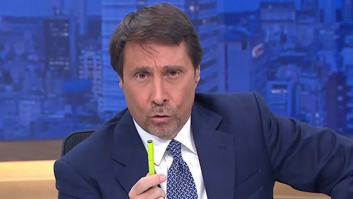 Feinmann redobló los ataques contra el alumno Néstor Pitrola: lo tildó ...